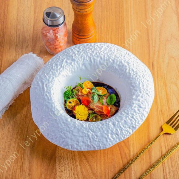 【発売日：2025年09月15日】サイズ：    （サイズデータについては画像を見てください）     !素材/陶磁器!商品仕様：皿*1個  !こちらは、主菜皿、ディナープレートにぴったりな大皿! メインディッシュ以外にも、パスタ皿、揚げ物...