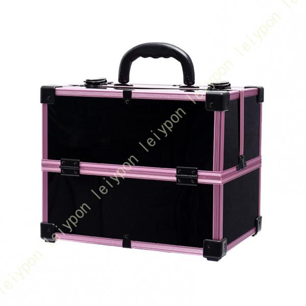 【発売日：2025年01月16日】【大容量】化粧水/乳液/下地/ファンデ/ルースパウダー/チーク/アイシャドウ類の他筆数本ブラシ/口紅/リップグロス/ネイル用品/ネックレス/指輪/イヤリング等、ジュエリー、コスプレ衣装、普段使いの化粧品など...