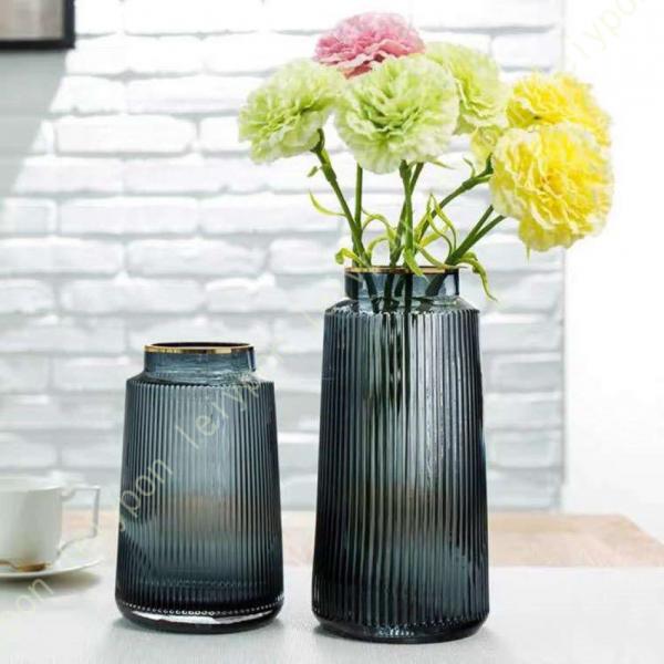 【発売日：2023年05月16日】商品名: ガラス花瓶素材: ガラスサイズ：口径×高さ：小さい：7*20cm、中：7*25cm、大きい：6.7*30cm（スタッフ採寸のため、若干の誤差が生じる場合がございます）場所: 窓辺、玄関、寝室、書斎...