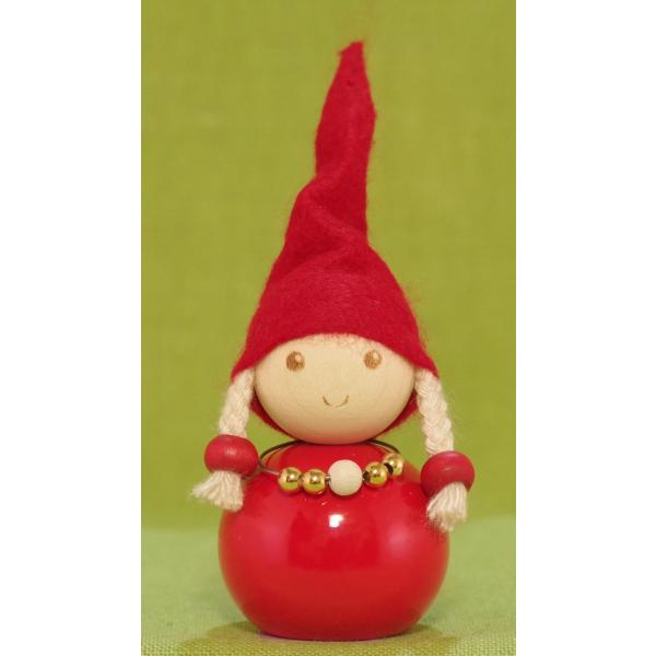 aarikkaは1954年創業のフィンランドの良質の丸い木材を使用した可愛らしいアクセサリーやインテリア雑貨のブランドです。大きさ約9ｃｍ　クリスマスの時期だけでなく1年を通して楽しめるかわいいデザインになっています。