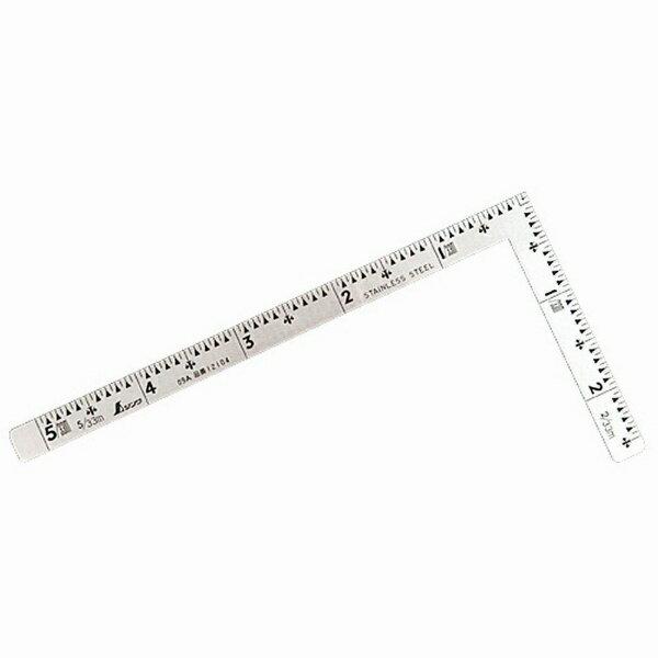 ■使い勝手が良く携帯に便利な小型タイプです。■ステンレス製なので丈夫でサビにくくなっています。■ちょっとしたケガキ作業や定規としても便利です。■用途：各種墨付け、ケガキ作業、直角・長さの測定に。■仕様　表目盛長枝：外目盛/5寸　内目盛/目盛...