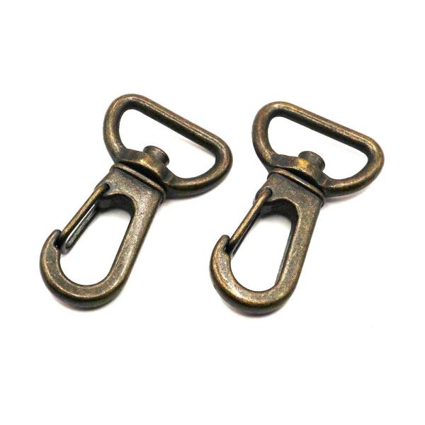 ■用途／特長ベルト巾：21mm長さ：約41mm色：アンティーク数量：2個入り※長さは入荷時期により若干の誤差があります。【当店取り扱いの金具の色表記について】　・ニッケル　　　　　ニッケル　・ゴールド（本金）　輝きがあり経年変化に強いメッキ...