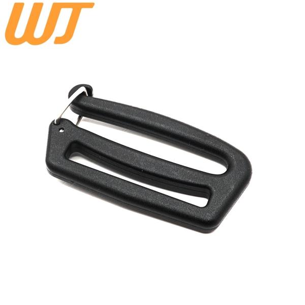 ■用途/特長メーカー：WOOJIN品名：Double Gate Keeperベルト巾：38mm材質：ポリアセタールベルトの接続に便利なプラフックです。韓国のプラスチックバックルメーカー Woojin Plastic製のバックルです。多くのア...