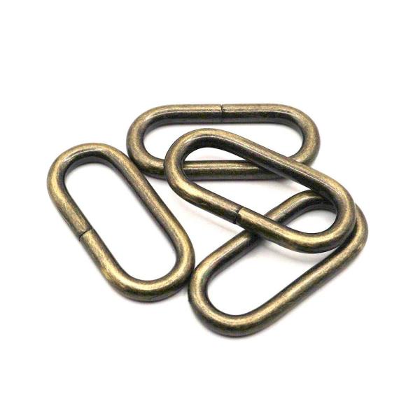 ■用途/特長閉じた輪金具です。つなぎ金具として使えます。■仕様／内容サイズ：内径21mm×高さ8mm径の太さ3mm色：アンティーク数量：4個入り■ご注意サイズは製造時の誤差が生じる可能性があります。【当店取り扱いの金具の色表記について】　・...