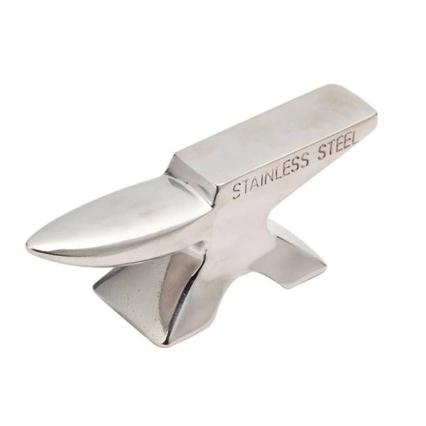 ■用途／特長金具の打ち台や裁断時のウエイト、包丁の裏出しなどに使用できる小サイズの金床です。メーカー：協進エル重さ：約380gサイズ：全長約116mm 巾約25mm