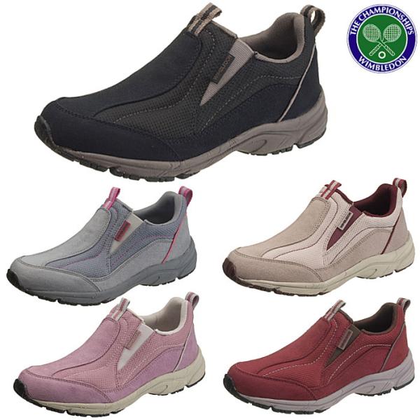 サイドゴア仕様で日々の脱ぎ履きが簡単です。シンプルで普段履きから通学用・施設内でのご使用まで幅広いシーンにおススメです。【機能説明】■かかと部を包む、3D形状のインソール。土踏まず部を持ち上げ、かかと部をしっかりホールドすることで歩行時の安...