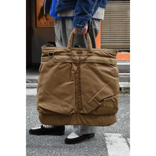 Fire Force Tactical Gear (ファイアーフォースタクティカルギア) Aviator Flyers Helmet Bag [COYOTE BROWN] のご紹介です。  1987年に設立し、米軍納入品や民間用のナイロンギ...