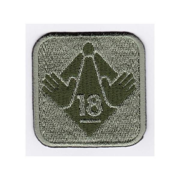 IXAEMB製の刺繍パッチです。裏面はベルクロのフック面なのでループ面の付いている装備品やバッグ、衣類に簡単に取り付け可能です。健全じゃないです。どういう意味かはご想像にお任せします。サイズ：横56.0mm×縦56.0mm