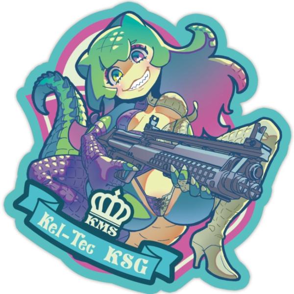 ブランド：King's Melon SodaKel-tec KSGを持った、ツートーンのボンテージを着たS気のあるアメリカワニの女の子のステッカーです。サイズ：長辺80mm材 質：PVC(耐水)/光沢ラミネート加工