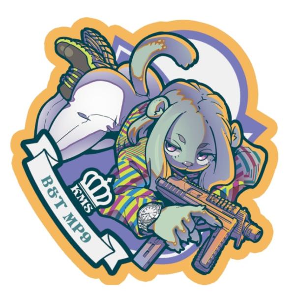 ブランド：King's Melon SodaB&amp;T TP9/MP9を持ったマーモットの女の子のステッカーです。サイズ：長辺80mm材 質：PVC(耐水)/光沢ラミネート加工