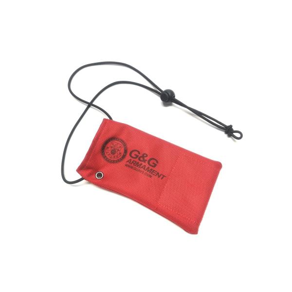 G&amp;G製バレルカバー＋【アンダー】バレルに被せる事で万が一の暴発の際も安全に対処出来ます。カバーにはゴム紐が付いているので脱落しないようにフロントサイトやグリップに引っ掛ける事も可能です。サバゲーフィールドのセーフティ内での安全対策...