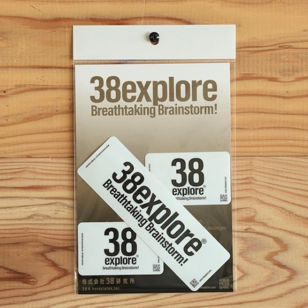 38explore ステッカーのセットです。セット内容は大 148×46mm　１枚小 74×46mm　２枚色々なものに貼ってお楽しみください【注意事項】※その他の小物は付属しません※モニターの発色によって色が異なって見える場合がございます。
