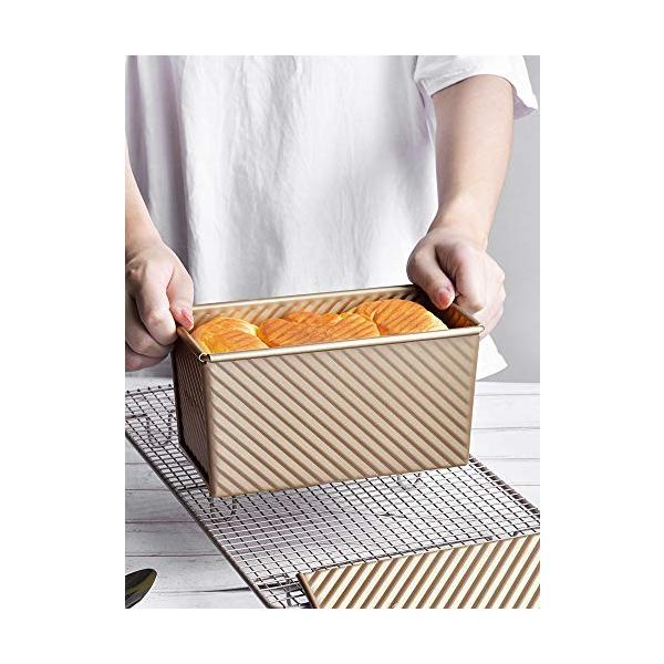 シルバー/19.2 x 10.2 x 11.5 cm (本体) + 21.3 x 12.2 cm (フタ)/RXZER23・高品質の重型炭素鋼、抜群の熱伝導性。強化された密封鋼エッジなので、穏やかで持久使用できます。・コーティングは耐熱皿の...
