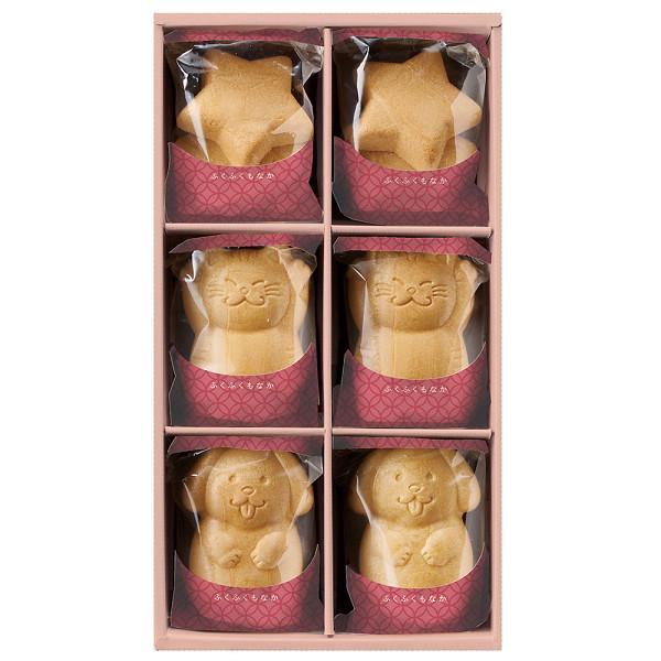 ぽっちゃりとした犬と猫の形がわいい、手づくり最中。自分で餡子を詰める楽しさと、いつでも作りたての美味しさの両方が味わえます。和菓子を普段食べない方でも、かわいい猫と犬に癒されること間違いなし。●商品内容／犬もなか×２、猫もなか×２、星もなか...