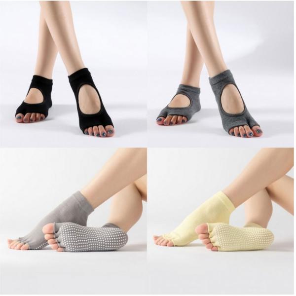 ５本指、滑り止め付きヨガソックスです。吸水性・速乾性があるので汗をかいてもすぐに乾きます。甲が開いているデザインのため、通気性がよく足元を快適に保つことができます♪コットンの靴下なので、履き心地も快適です。ソックスの裏に、滑り止め加工がされ...