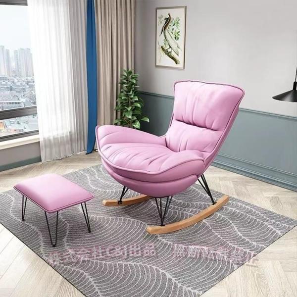 【頑丈で錆びない金属フレーム】ロッキングチェアの骨格は高品質な金属素材で作られており、耐摩耗性と防錆性があります。長期間使用しても、壊れることを心配する必要はありません。人間工学に基づいたデザインで均一な構造、硬い質感、強力なサポート力を持...