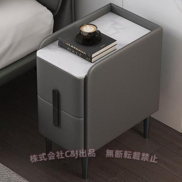 ▲ 用途・シーン：シンプルで、どんな場所にも馴染みやすいナイトテーブルです。ベッドサイドだけではなく、リビングに、ソファやチェアのサイドに置いて、書類、CD、資料の収納場、サイドテーブルとしても活用できます。▲ 安全な松木材：松の木作り、天...