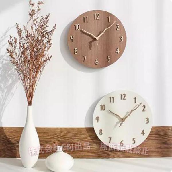 1.【商品仕様】：サイズ30cm * 30cm * 1cm、重さ350グラム、材質：無垢材フレーム＋無垢材ポインター＋立体数字、AAカーボン電池1本（別売）2.【文字盤】：純木の文字盤、シンプルでナチュラル、ナチュラルウッドの風合い、均一な...