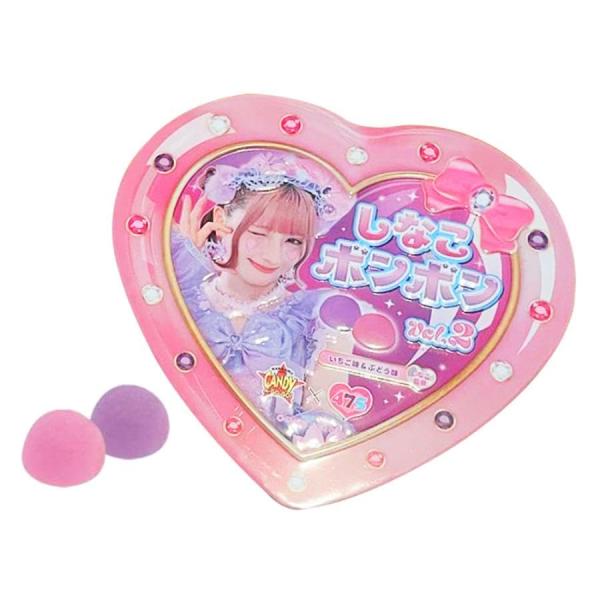 「商品情報」商品の説明【製品の特長】 ●原宿系カリスマ店長しなこちゃんがプロデュース！ ●幻のお菓子と言われ、話題を集めたボンボンのVer.2が新発売！！ ●シュガーコーティングの中からシロップがあふれだす♪ ●かわいいデザインで子供も大好...