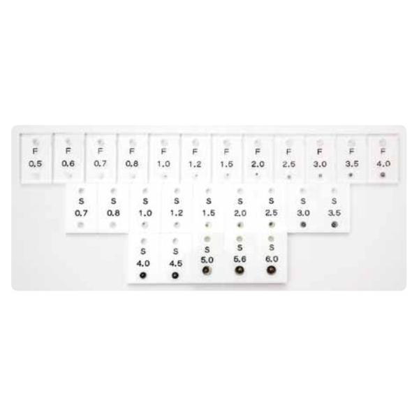 テストピースセット AX-CMMDTP-B1Fe：　Φ1.0、1.2、1.5、2.0SUS： Φ1.0、1.5、2.0、3.0　計8個※ 画像は代表画像です。※ 当該商品は自社販売と在庫を共有しているため、在庫更新のタイミングにより、在庫切...