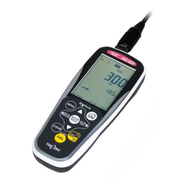 ● 手に持ちやすいスリムなデザイン。● バックライト機能付。● 省電力設計、充電式電池も使用可能。● 防水構造（IP67：1ｍ、30分浸漬可）。● データメモリー機能（1500データ）。※ pH電極GST-2739C（1m）または ORP電...