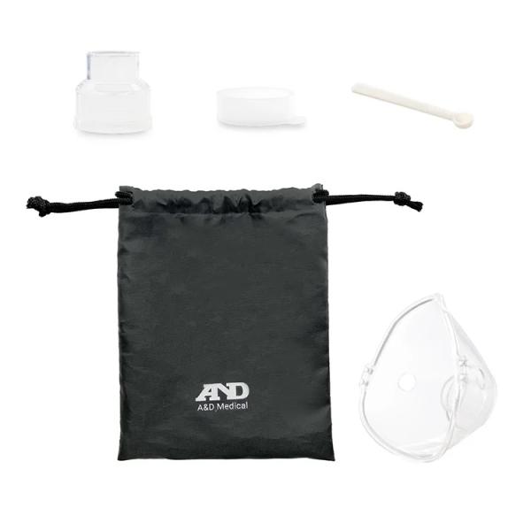 ポータブル型超音波吸入器UN-302用計量スプーン、大人用マスク、マスクアダプタ、保護キャップ、収納袋のセット UN-302-01※ 当該商品は自社販売と在庫を共有しているため、在庫更新のタイミングにより、在庫切れの場合やむをえずキャンセル...