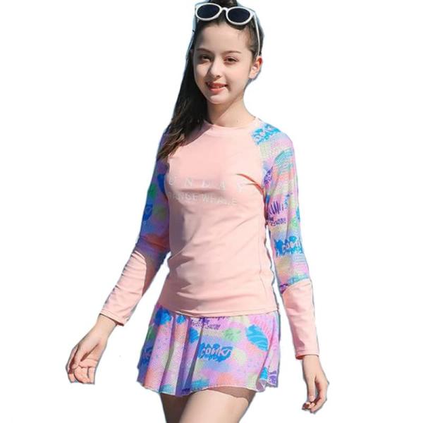 【商品名】　CARLIE KLOSS 水着 女の子 ガールズ 2点セット セパレート UVカット 日焼け止め スポーツウエア キッズ スイムウェア 子供 【商品説明】　・130、140サイズがパッドなし！可愛いな子供水着がついに登場した、お...