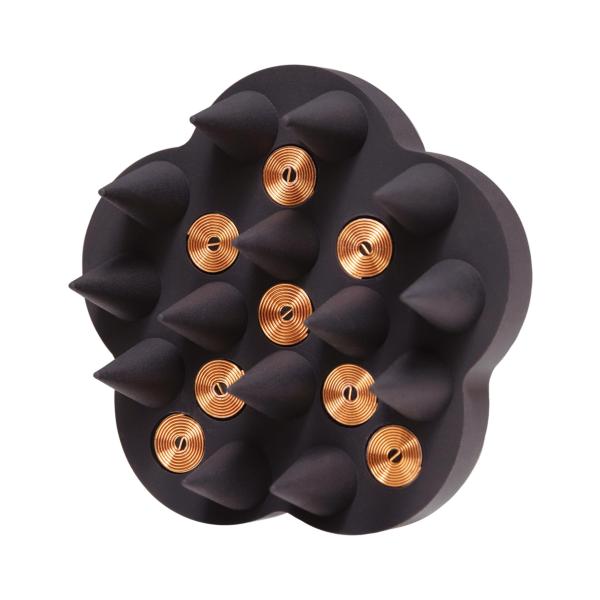 G-ZERO COIL MICROCURRENT PROでは、マイクロカレント(微弱電流)の特性を活かし、髪や頭皮へと働きかけるシャンプーブラシです。これまでにない新発想のヘアケアで、あなたの髪を美しく保ちます。