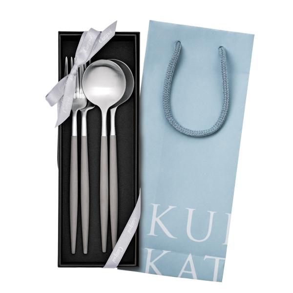 洗練されたフォルムで世界中で愛されるポルトガルのカトラリーブランド「Cutipol」大切な人へのギフトに、新色ウォームグレーのディナーフォークとスプーンをペアでご用意しました。1本1本ハンドメイドで仕上げられる美しいデザイン、細身の持ち手と...