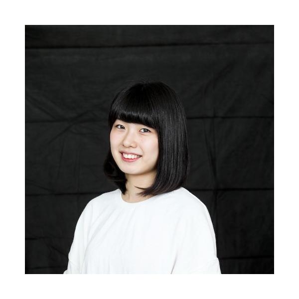 つなぎ目がない撮影に適した大型の不織布です。薄く、軽く、容易に取り扱うことができます。透過しますので、商品撮影・人物撮影の現場でいつもとは違う表現・仕上がりが期待できます。黒色は白色や灰色と同じ無彩の色です。黒は光を反射することなくすべての...