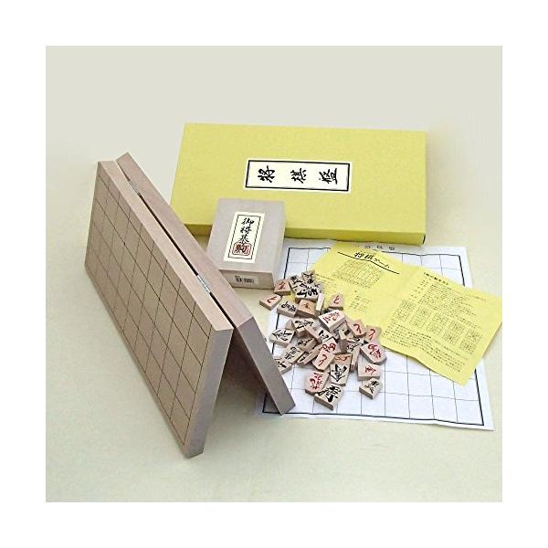 ブラック レッド/-/3307il・やや厚型の折将棋盤と人気ナンバー１の優良押し将棋駒の将棋セット　指し心地が増します。・新桂将棋盤：新桂７号折れ将棋盤　盤はアガチス材、サイズは32×35cmと普通サイズの大きさです。・将棋駒：囲碁ラボ人気...