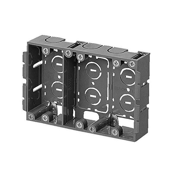 3ヶ用セパレーター付-/3ケ用(仕切板付)/SBP-3W・Size:3ケ用(仕切板付)Style:3ヶ用セパレーター付・パッケージ個数:1・間仕切り壁等、木ねじの効かないせっこうボード、 木板へのスイッチボックスあと付けに最適です。・スライ...