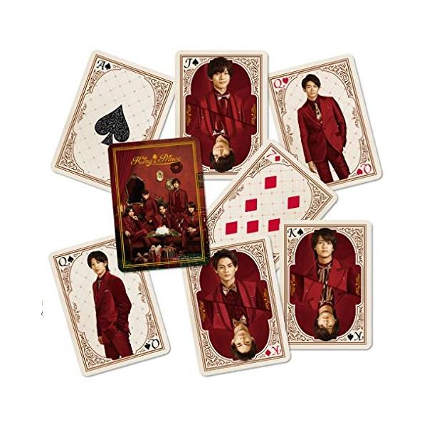 King ＆ Prince　セブンイレブンコラボグッズです。 クリスマスパーティーで遊べるメンバー写真入りのオリジナルトランプ。 表面にはセブンイレブン×King ＆Prince限定ビジュアルを使用。 サイズ：約W6.3×H8.8cm