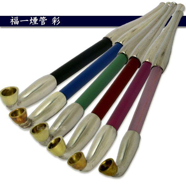 羅宇きせる【サイズ/重さ】・本体：長さ165mm/20g【特徴/加工】・カラフルな羅宇6色よりお選び下さい・雁首、吸口：真鍮銀色・火皿：真鍮金色・羅宇：竹・日本製【その他】※天然素材使用の一点ずつ手造りのキセルの為、入荷時期により柄や色、太...