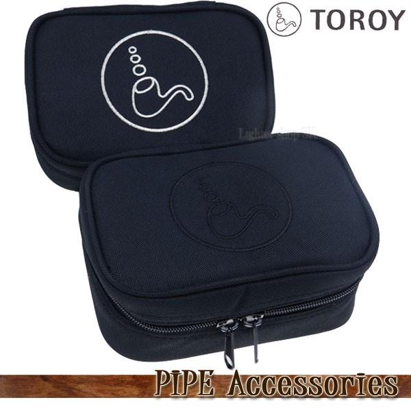 ・トロイ パイプバック 2本用 パイプポーチは、パイプ喫煙を楽しむ方に最適なアイテムです。・このポーチは、パイプ2本とポーチ包装のタバコ1袋、さらに小物類をまとめて収納できる設計です。・コンパクトながらも十分な収納力を持ち、持ち運びに便利で...
