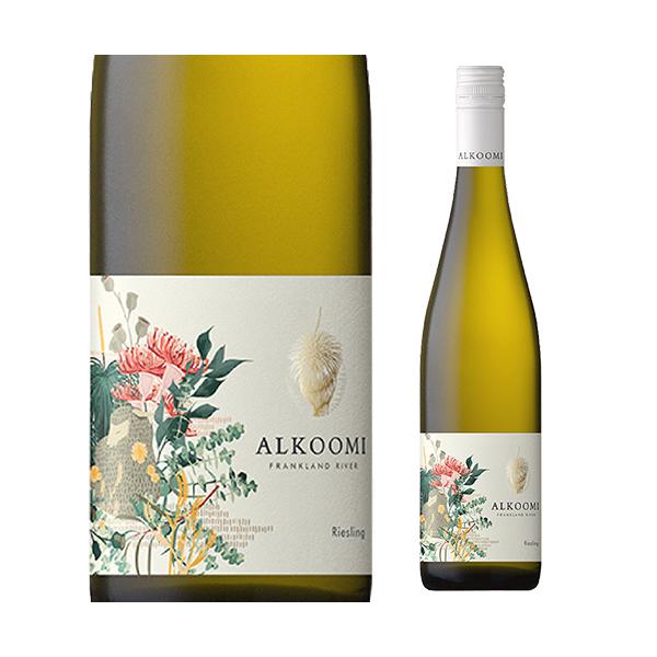 冷涼気候が繊細でアロマティックなワインを生み出す西オーストラリア州南部のグレートサザンにある自社畑のブドウを早朝に収穫。ブドウ本来の力を引き出すためフリーランジュースのみを使用し、ステンレスタンクで低温発酵、新鮮な果実味を引き出しています。...