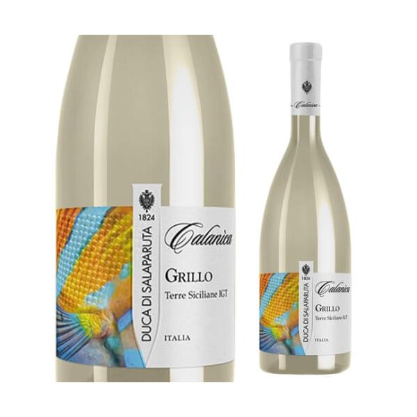 シチリア島西部にある自社畑のブドウを100%手摘みで収穫。発酵後、シュールリーの状態で2ヶ月、ステンレスタンクで熟成させています。グリッロ特有のセージやローズマリーなどのハーブ香と、広がりのある味わい、フレッシュさと長い余韻が特徴的です。英...