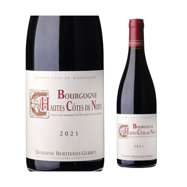 ベルトーのキュヴェは、常に優れていますが、若いうちは明らかに頑丈でストラクチャーがあり、熟成してもストラクチャーを維持しながら、現在はよりしなやかになっています。土壌は機械的に耕作され、処理は主にオーガニックで行われます。ワイナリーでは、醸...