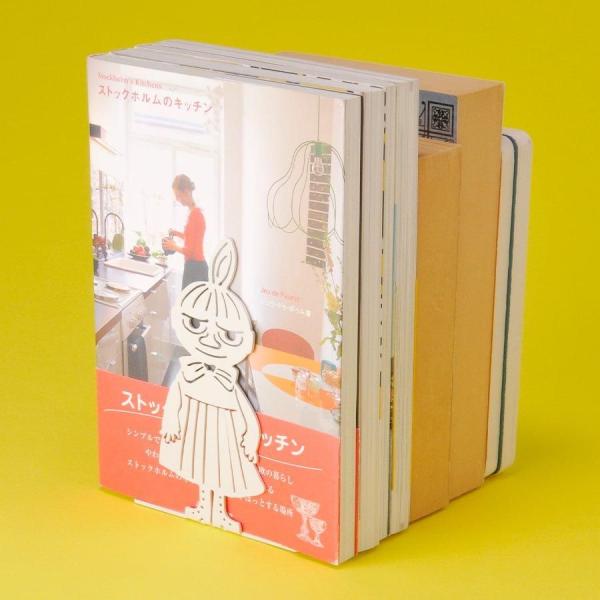 リトルミイのブックエンド2個セットです。メタルが精巧にくり抜かれたブックエンド。お気に入りの本やCD、DVDなどを整理するのにいかがですか？本棚やデスクにいつもリトルミイがいることで、お部屋が楽しい空間になりそうです。【サイズ】本体：約W1...