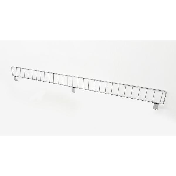 ●プロフェイスの棚に取り付けるガード柵●縦目に均等間隔でワイヤーを溶接しているので、棚板に乗せた小さな物も転倒防止できます●見た目にもこだわり、国内の工場で綺麗にメッキ仕上げを行っています●商品サイズ：W1384×D20×H104(柵のみ6...