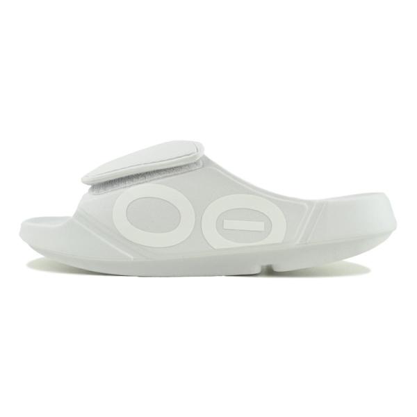 OOFOS OOahh SPORT FLEX WHITE 20000600032312011年マサチューセッツ州で誕生したリカバリーシューズブランド"OOFOS ウーフォス"。独自のOOfoamテクノロジーで作られたOOFOSは一般的なEV...