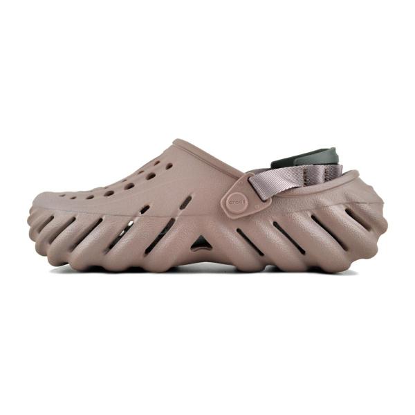 crocs ECHO CLOG TRUFFLE 207937-0lfエコー コレクションは、快適さとスタイリッシュなルックの両方を楽しみたい人に最適なデザイン。全モールド構成のこのクロッグは、大胆なシルエットとスポーティデザインからインスパ...