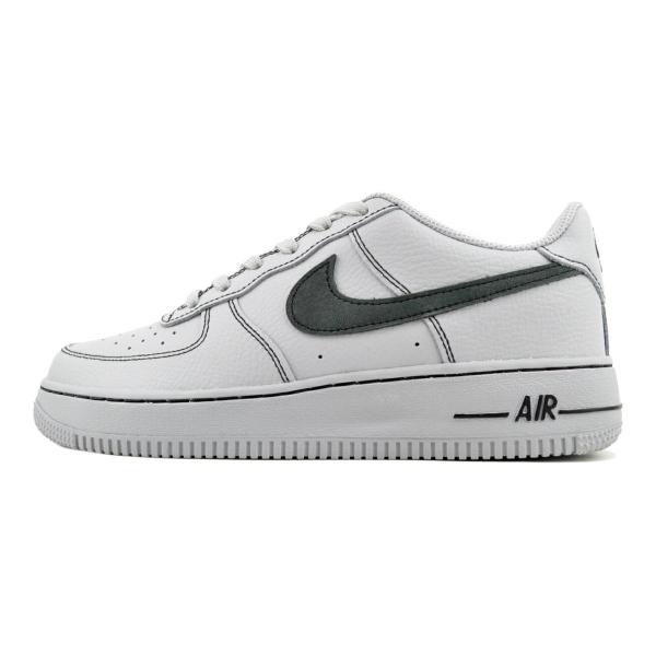 NIKE AIR FORCE 1 LV8 3(GS) wolf grey/blk hv4762-0021982年バスケットボールシューズとして誕生した"AIR FORCE1 エアフォース1"。様々なブランドとのコラボモデルや数々のバリエーシ...