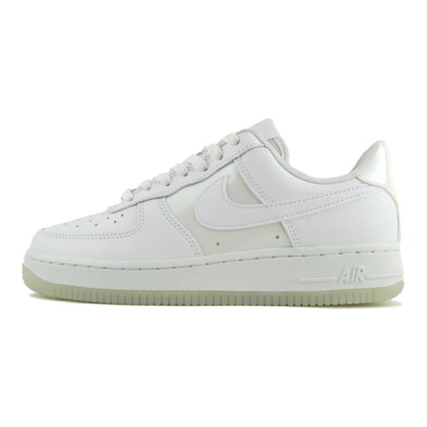 NIKE WMNS AIR FORCE 1 07 wht/wht-multi-color-ghost ih3204-1001982年バスケットボールシューズとして誕生した"AIR FORCE1 エアフォース1"。様々なブランドとのコラボモデ...