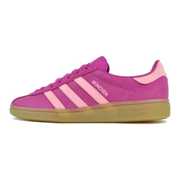 adidas MUENCHEN W SELUFU/GLOPNK/GUM3 js39981949年の創業以来、サッカー、テニス、ランニングなど様々なスポーツを楽しむ人の為に機能的なスニーカーを提供し続けるブランド"adidas アディダス"。...