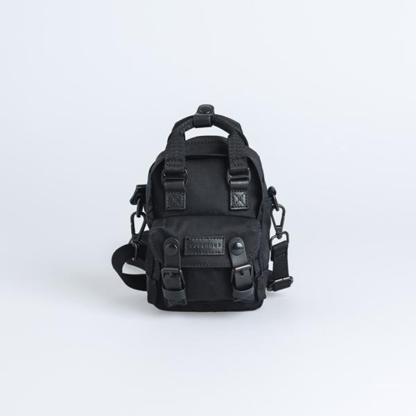 サイズ｜外寸：約W11.5x H16 x D6cm容量：約1L素材｜本体：420D クリンクルナイロンツイル