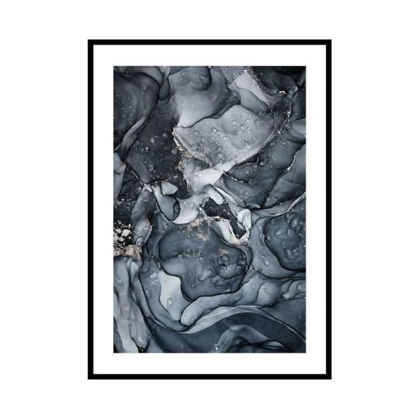 シックなディープカラーのアルコールインクアートをテーマにしたアートポスター。インクの広がりが抽象的な模様を形成して、見方によって海のようだったり、石の模様のようにも見えます。グラデーションが上品で美しく、差し色のシルバーと余白感がモダンな印...