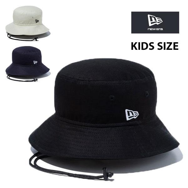 NEW ERA（ニューエラ）のキッズモデルのアドベンチャーハット・ライト。アドベンチャーハットのライニングを取り除くことで、軽量かつ着用時の蒸れが軽減されています。取り外し可能なあご紐も付いているので、風の強い日や自転車に乗った時も安心。ア...