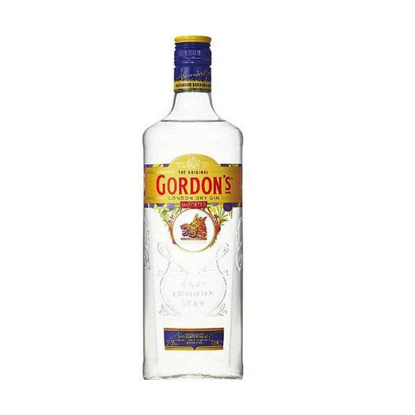 １８５８年に世界で初めてジントニックを生んだブランド。１４０カ国で愛飲されている世界Ｎｏ.１プレミアムジン。 厳選された高品質なジュニパーベリーの中から優良な5%だけを使用し、さらにこだわりぬいたボタニカルを加えることでバランスのある豊かな...