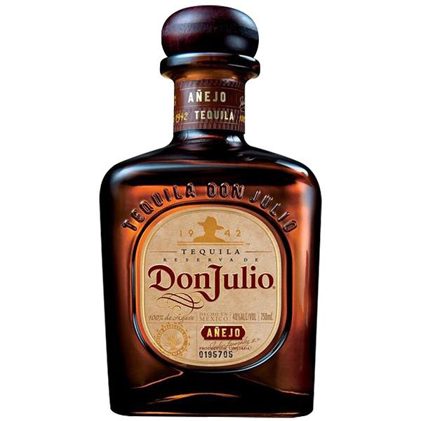 【内容量】750ml【度数】38％【商品特徴】一人の男の熱き想いが造り出したスーパープレミアムテキーラ。小さいバーボン樽で法定熟成期間2ヶ月より長く8ヶ月の熟成が特長。熟成期間1年半以上。 ライム、グレープフルーツ、マンダリンの芳香。すっき...